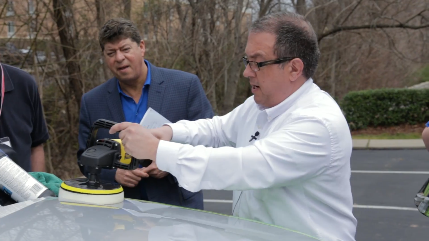 Buffing A Car Steps Car Wash and Detailing How-to Guides - DetailXPerts ...