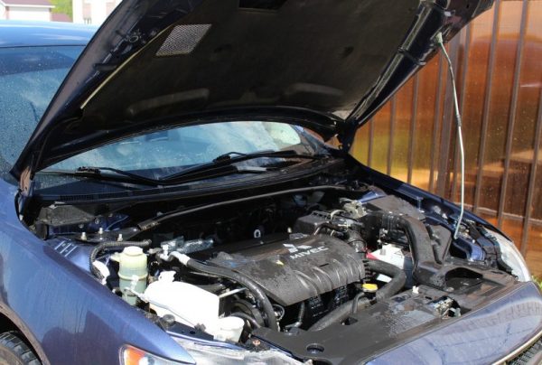 DIY Engine Degreaser - How to Make One Yourself | DetailXPerts Blog